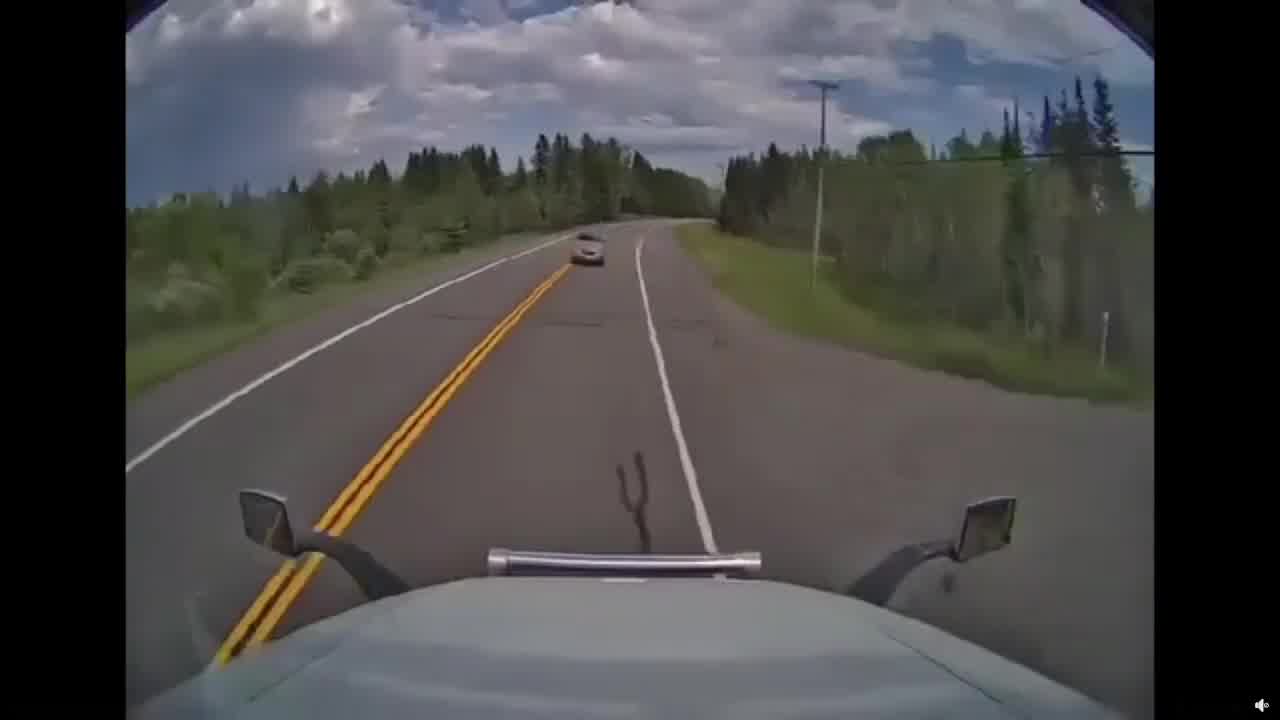 VIDEO: Dash cam footage shows Highway 102 crash - TBNewsWatch.com